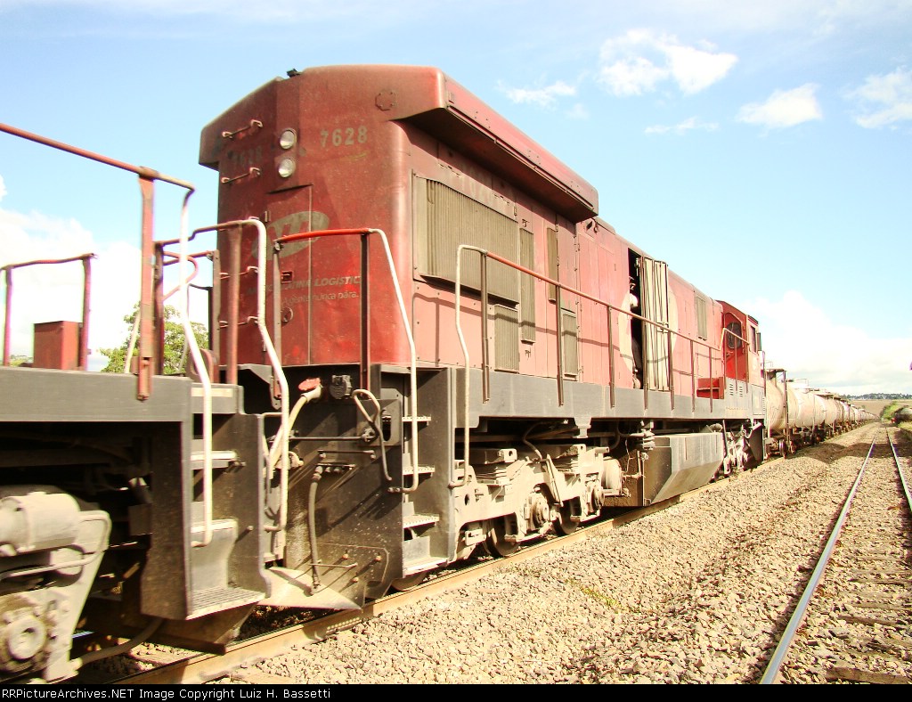 GE C30-2 7628